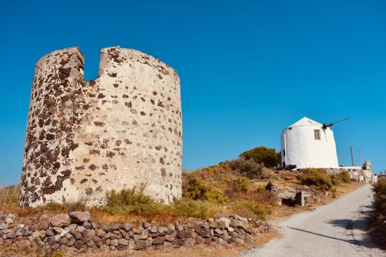Cosa vedere a Milos: scopri l'incantevole isola della Venere